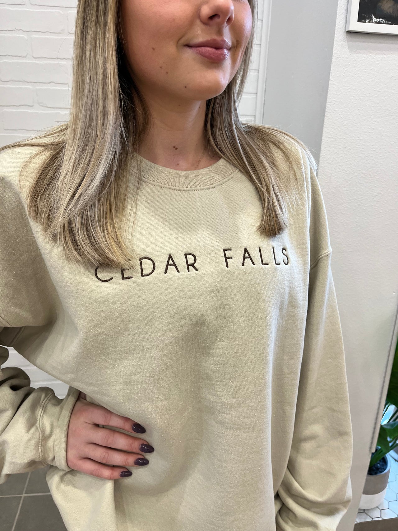 Cedar Falls Crew - Taupe